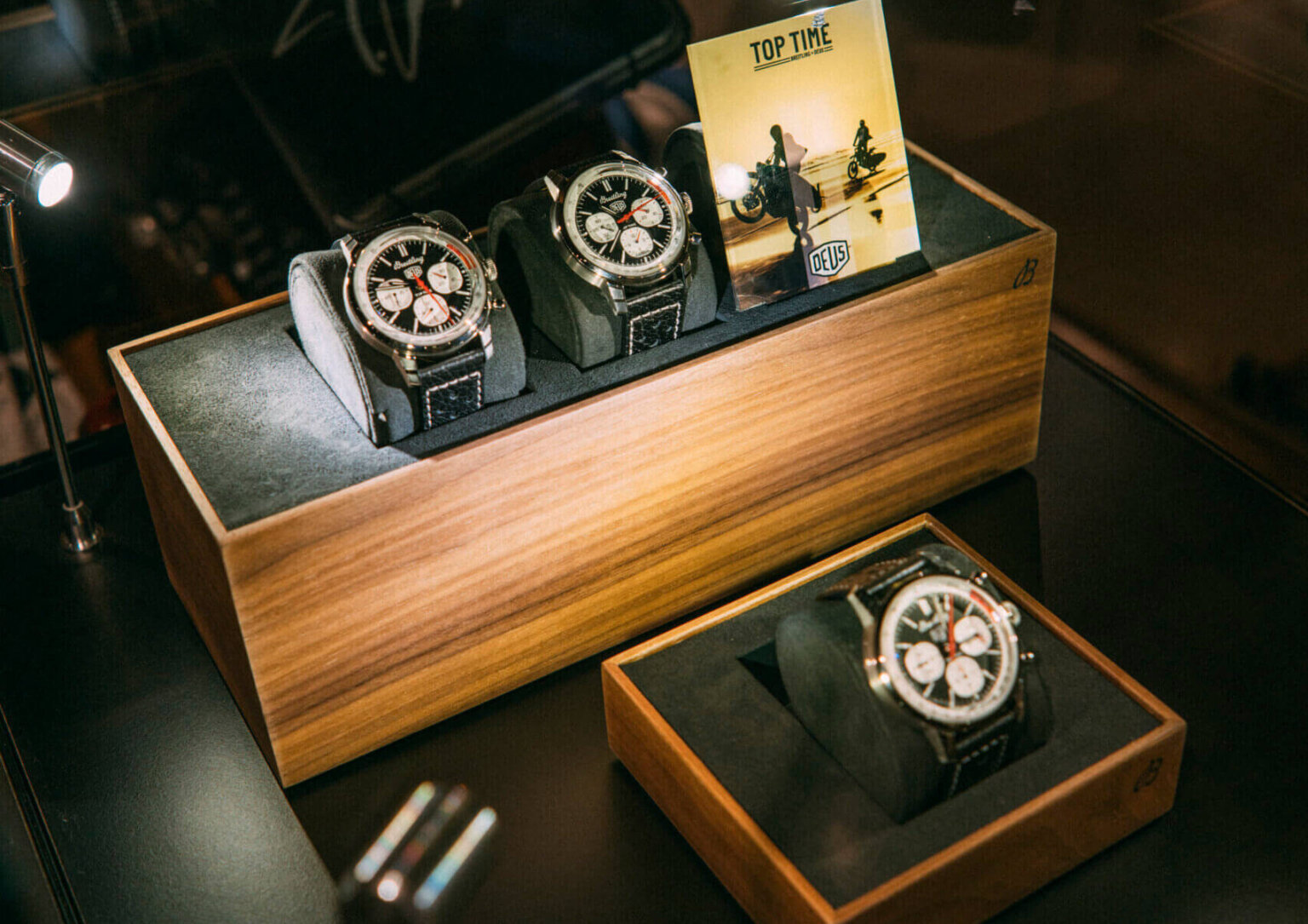 Breitling e Deus Ex Machina celebram lançamento do relógio Top Time ...