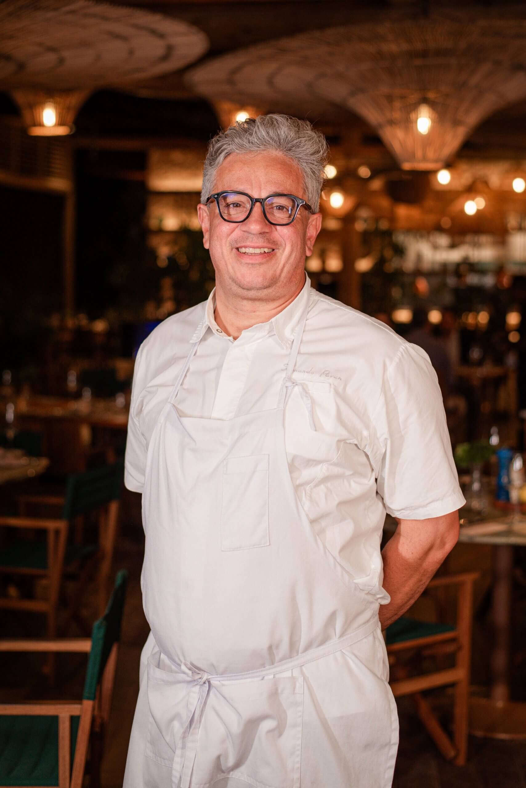 Chef Fernando Pavan recebe Yasmin Yonashiro e os chefs André Saburó ...