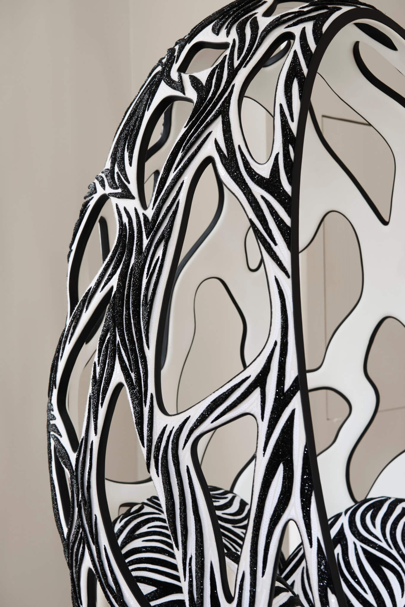 Louis Vuitton apresenta Cocoon Couture Uirapuru pela primeira vez no ...