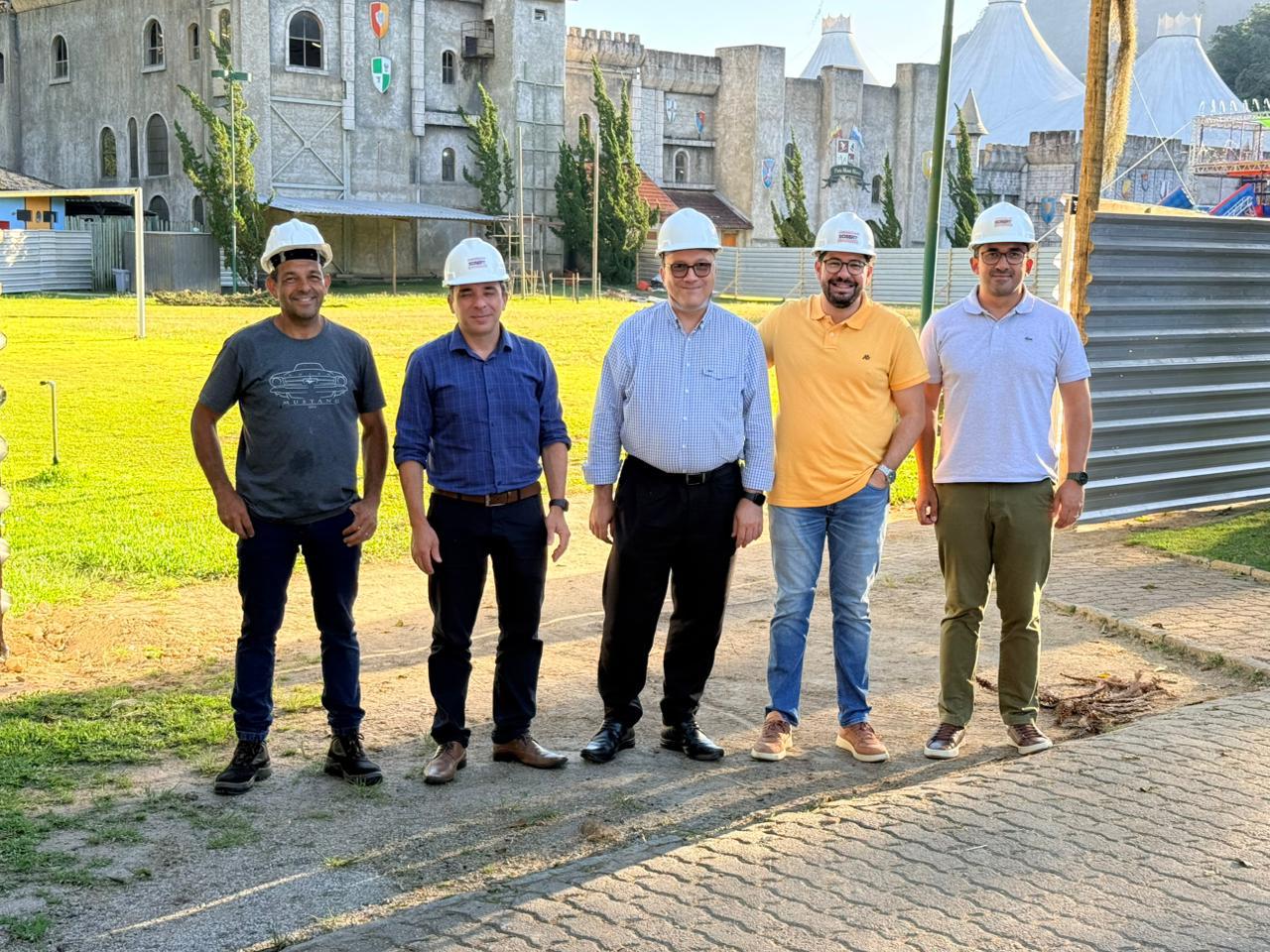 Le Canton dá início à construção de moderno complexo aquático indoor ...